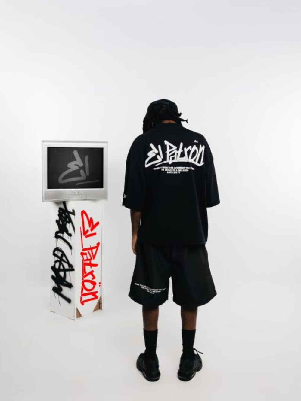 EL Patron Black Status of a Big Boss T-shirt – UNSEEN GRAIL